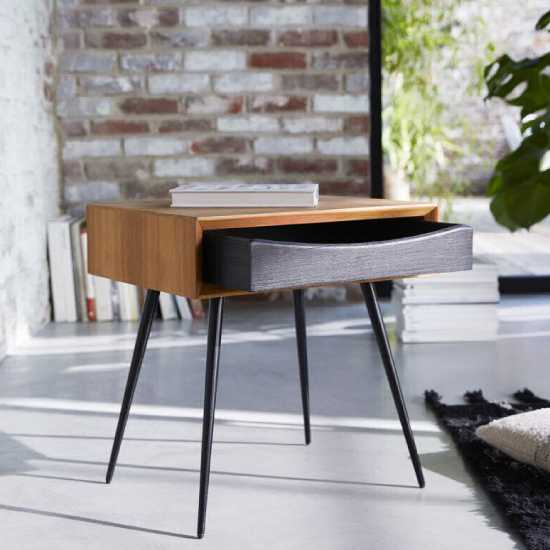 Quelle table de chevet design choisir pour une note singulière
