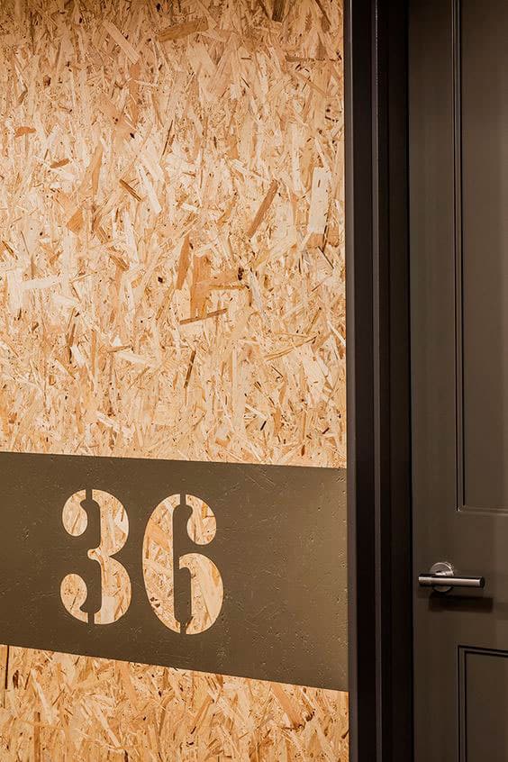 Panneau OSB : Comment le sublimer dans sa déco intérieure