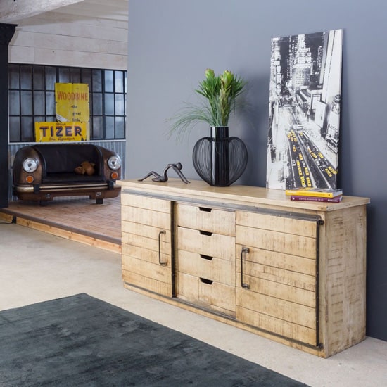 Buffet industriel : 10 modèles pour un salon aux airs de loft