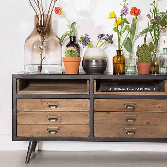 Buffet industriel : 10 modèles pour un salon aux airs de loft