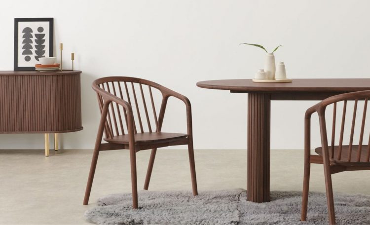 Chaise en noyer : Quel modèle choisir